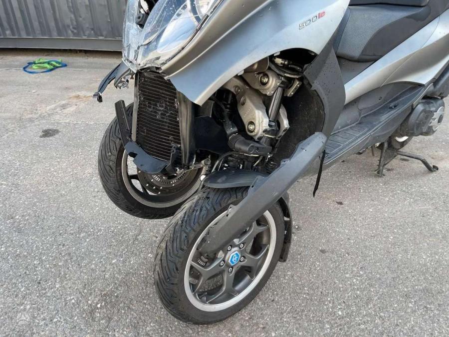 Grey Piaggio MP3 2018 in Klaipeda, with an engine capacity of 0.50 L and mileage of 4 thousand km for 1950 €, photo 7 on AUTOMOTO.COM.LV