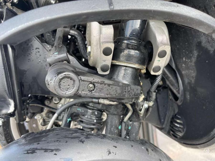 Grey Piaggio MP3 2018 in Klaipeda, with an engine capacity of 0.50 L and mileage of 4 thousand km for 1950 €, photo 13 on AUTOMOTO.COM.LV