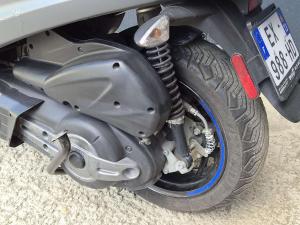 Grey Piaggio MP3 2018 in Vilnius, with an engine capacity of 0.50 L and mileage of 26 thousand km for 3850 €, photo 12 on AUTOMOTO.COM.LV