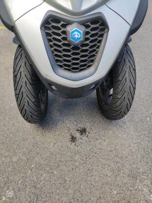 Pelēks Piaggio MP3 2021 Viļņa, ar dzinēja tilpumu 0.40 L un nobraukumu 34 tūkst. km par 4600 €, foto 5 vietnē AUTOMOTO.COM.LV