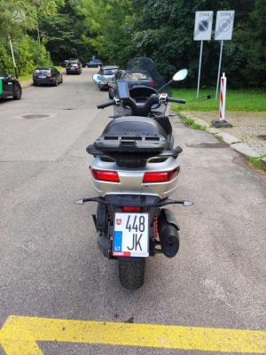 Pelēks Piaggio MP3 2021 Viļņa, ar dzinēja tilpumu 0.40 L un nobraukumu 34 tūkst. km par 4600 €, foto 9 vietnē AUTOMOTO.COM.LV