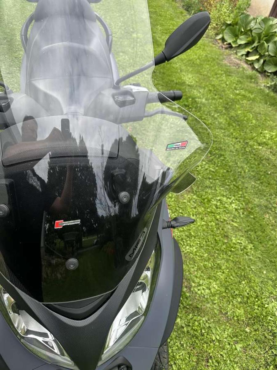 Pelēks Piaggio MP3 2021 Kelmė, ar dzinēja tilpumu 0.40 L un nobraukumu 23 tūkst. km par 3900 €, foto 5 vietnē AUTOMOTO.COM.LV