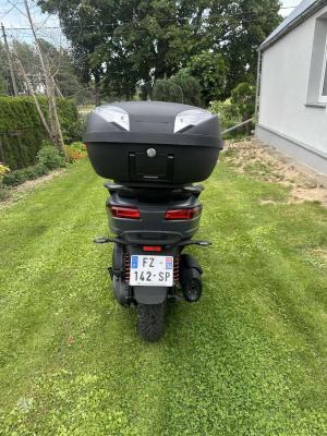 Pelēks Piaggio MP3 2021 Kelmė, ar dzinēja tilpumu 0.40 L un nobraukumu 23 tūkst. km par 3900 €, foto 6 vietnē AUTOMOTO.COM.LV