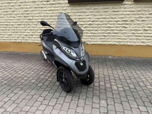 Grey Piaggio MP3 2021 in Taurage, with an engine capacity of 0.49 L and mileage of 22 thousand km for 4600 €, photo 3 on AUTOMOTO.COM.LV