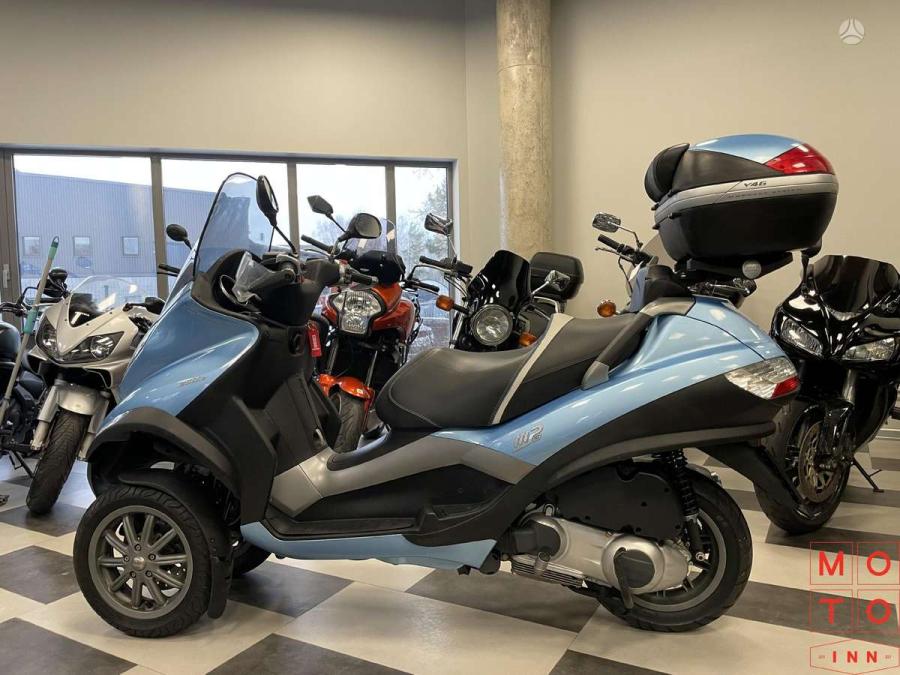Piaggio MP3 2007 в Рига, объемом двигателя 0.25 л и пробегом 18 тыс. км за 2199 €, фото 2 на AUTOMOTO.COM.LV