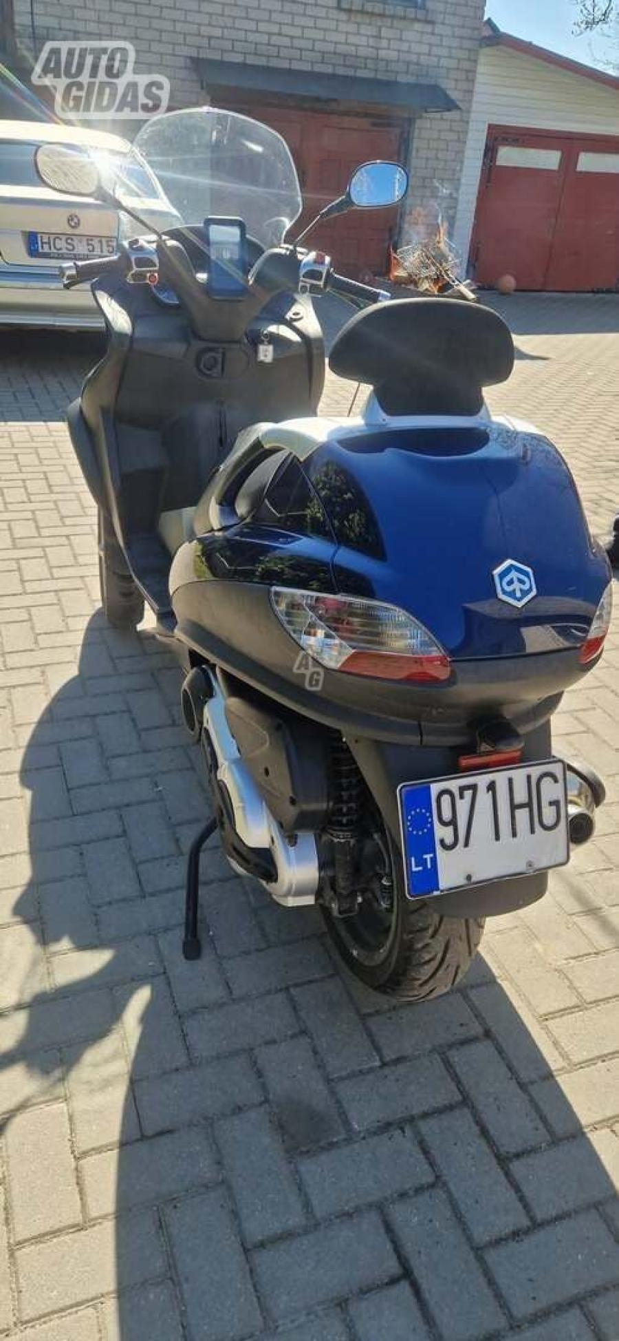 Piaggio MP3 2007 in Kaunas, with an engine capacity of 0.00 L and mileage of 0 thousand km for 1850 €, photo 4 on AUTOMOTO.COM.LV