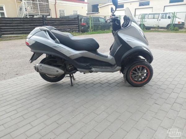 Piaggio MP3 2007 in Druskininkai, with an engine capacity of 0.25 L and mileage of 0 thousand km for 1200 €, photo 5 on AUTOMOTO.COM.LV