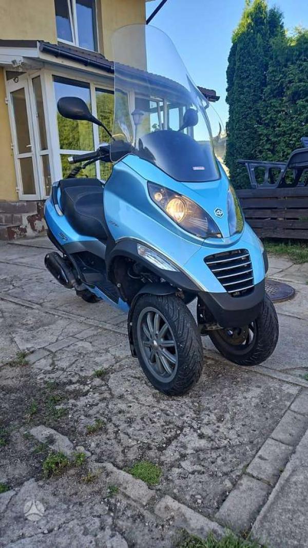 Piaggio MP3 2007 in Vilnius, with an engine capacity of 0.25 L and mileage of 29 thousand km for 1050 €, photo 2 on AUTOMOTO.COM.LV