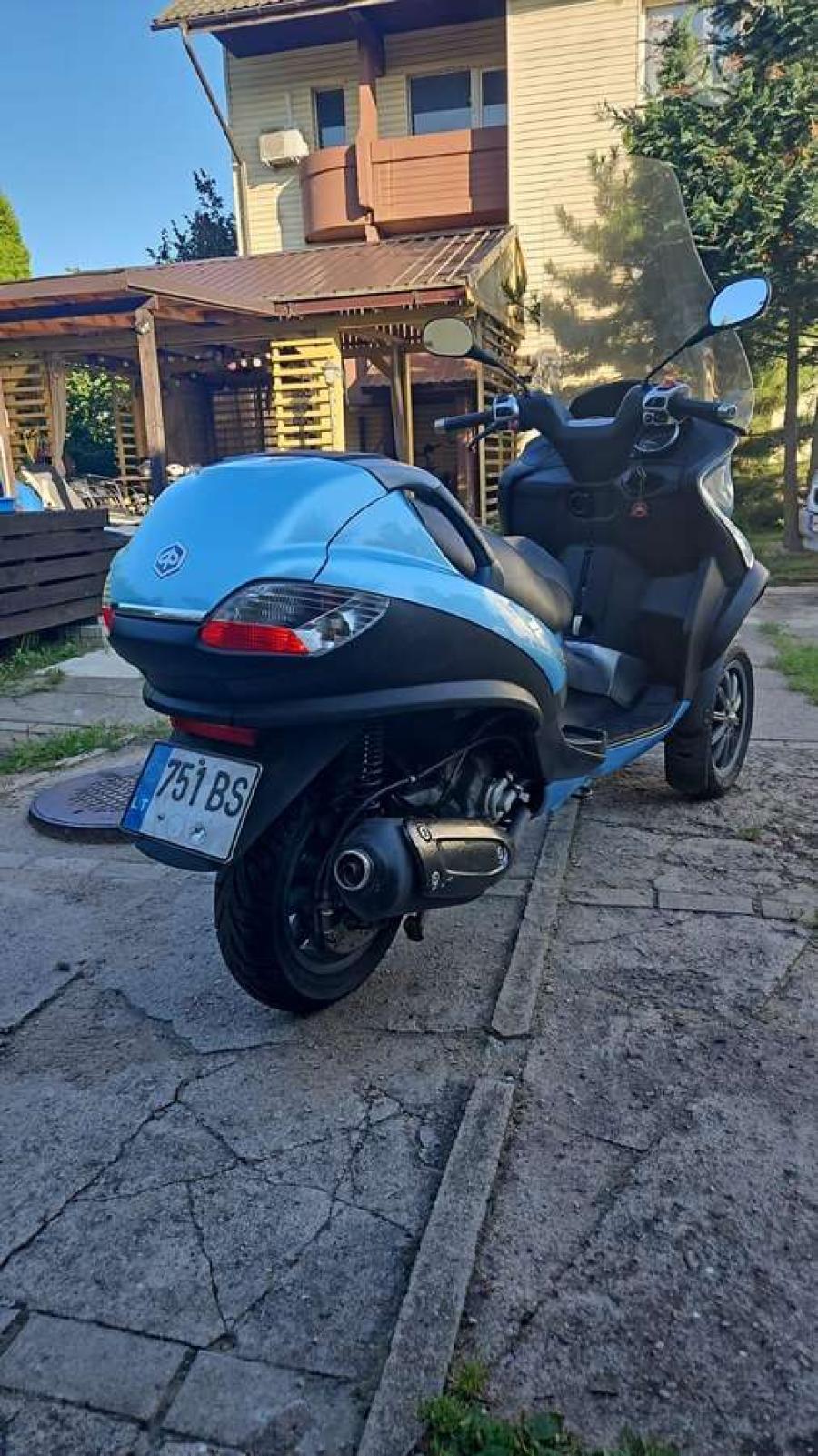 Piaggio MP3 2007 in Vilnius, with an engine capacity of 0.25 L and mileage of 29 thousand km for 1050 €, photo 4 on AUTOMOTO.COM.LV