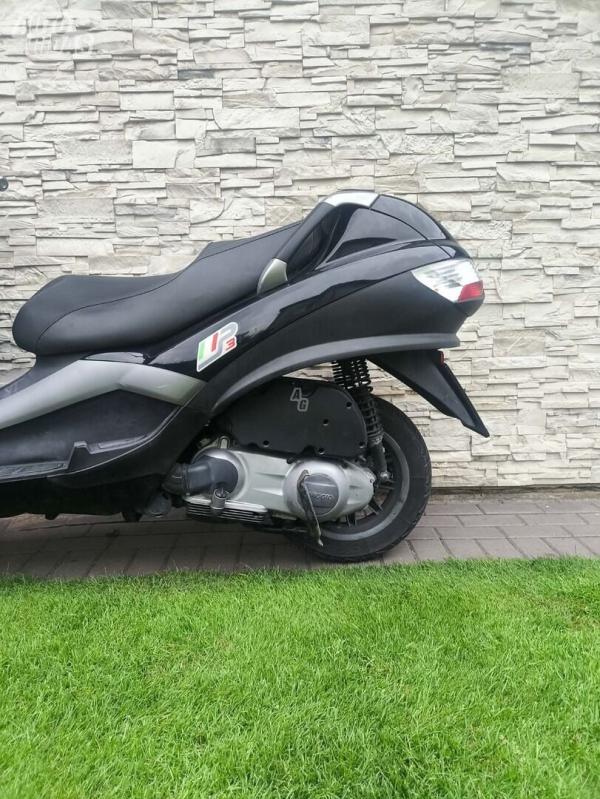 Piaggio MP3 2007 Radviliškis, ar dzinēja tilpumu 0.00 L un nobraukumu 0 tūkst. km par 1500 €, foto 6 vietnē AUTOMOTO.COM.LV