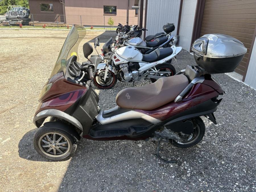 Piaggio MP3 2007 Kelmė, ar dzinēja tilpumu 0.13 L un nobraukumu 33 tūkst. km par 515 €, foto 6 vietnē AUTOMOTO.COM.LV
