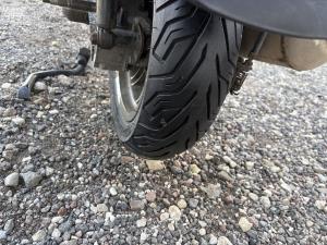 Piaggio MP3 2007 Kelmė, ar dzinēja tilpumu 0.13 L un nobraukumu 33 tūkst. km par 515 €, foto 12 vietnē AUTOMOTO.COM.LV