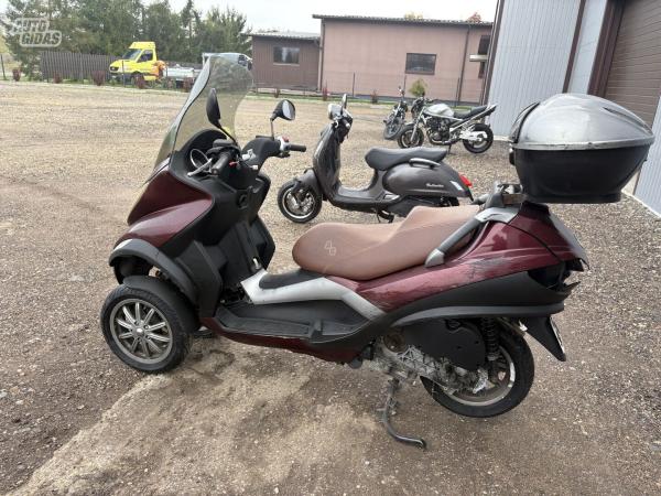 Piaggio MP3 2007 Kelmė, ar dzinēja tilpumu 0.13 L un nobraukumu 33 tūkst. km par 465 €, foto 6 vietnē AUTOMOTO.COM.LV
