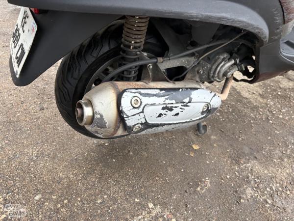 Piaggio MP3 2007 в Кельме, объемом двигателя 0.13 л и пробегом 33 тыс. км за 465 €, фото 11 на AUTOMOTO.COM.LV