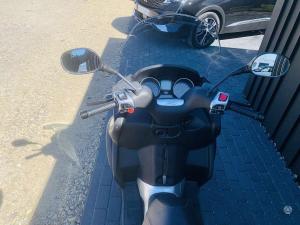 Piaggio MP3 2009 in Taurage, with an engine capacity of 0.40 L and mileage of 12 thousand km for 2300 €, photo 6 on AUTOMOTO.COM.LV