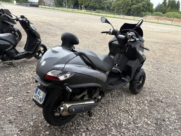 Piaggio MP3 2009 в Кельме, объемом двигателя 0.40 л и пробегом 36 тыс. км за 1130 €, фото 3 на AUTOMOTO.COM.LV
