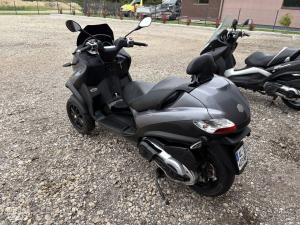 Piaggio MP3 2009 Kelmė, ar dzinēja tilpumu 0.40 L un nobraukumu 36 tūkst. km par 1130 €, foto 5 vietnē AUTOMOTO.COM.LV