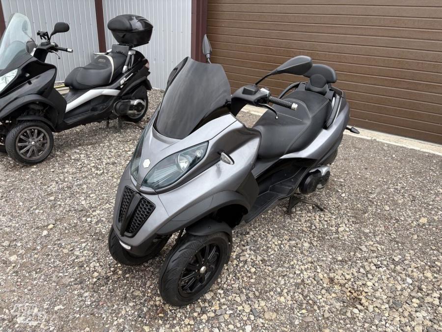 Piaggio MP3 2009 Kelmė, ar dzinēja tilpumu 0.40 L un nobraukumu 36 tūkst. km par 1130 €, foto 7 vietnē AUTOMOTO.COM.LV