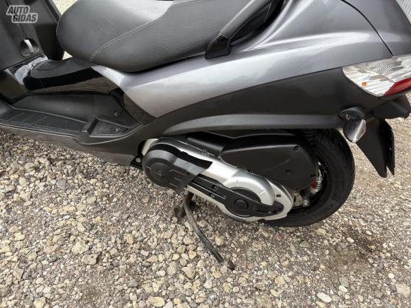 Piaggio MP3 2009 в Кельме, объемом двигателя 0.40 л и пробегом 36 тыс. км за 1130 €, фото 9 на AUTOMOTO.COM.LV