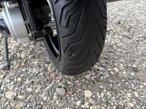 Piaggio MP3 2009 Kelmė, ar dzinēja tilpumu 0.40 L un nobraukumu 36 tūkst. km par 1130 €, foto 11 vietnē AUTOMOTO.COM.LV