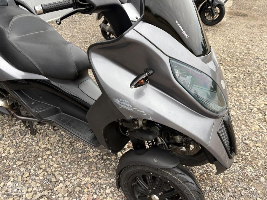 Piaggio MP3 2009 Kelmė, ar dzinēja tilpumu 0.40 L un nobraukumu 36 tūkst. km par 1130 €, foto 14 vietnē AUTOMOTO.COM.LV