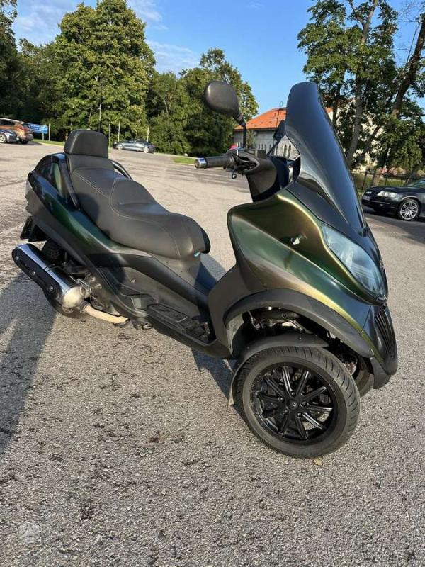Piaggio MP3 2009 в Каунас, объемом двигателя 0.40 л и пробегом 49 тыс. км за 1800 €, фото 3 на AUTOMOTO.COM.LV
