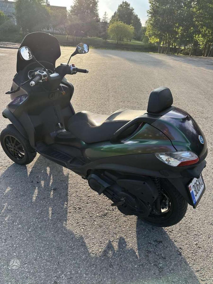 Piaggio MP3 2009 в Каунас, объемом двигателя 0.40 л и пробегом 49 тыс. км за 1800 €, фото 5 на AUTOMOTO.COM.LV