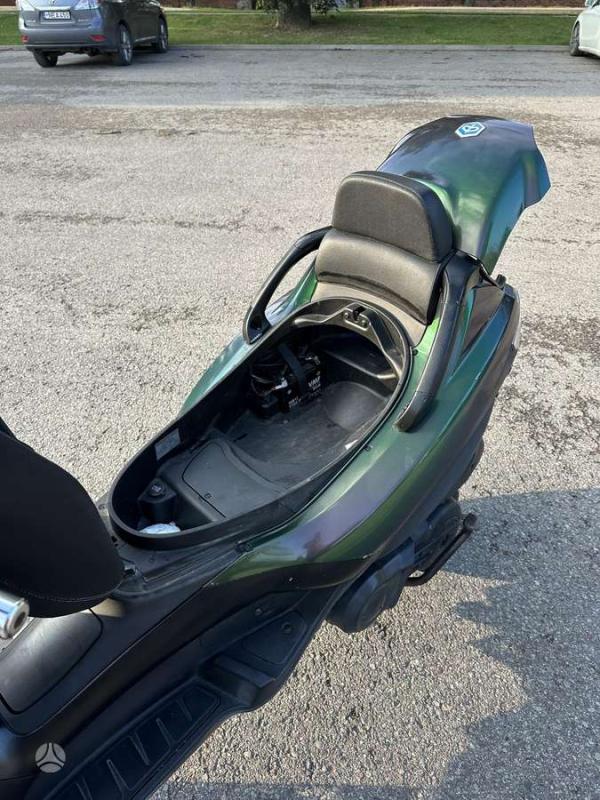 Piaggio MP3 2009 в Каунас, объемом двигателя 0.40 л и пробегом 49 тыс. км за 1800 €, фото 10 на AUTOMOTO.COM.LV