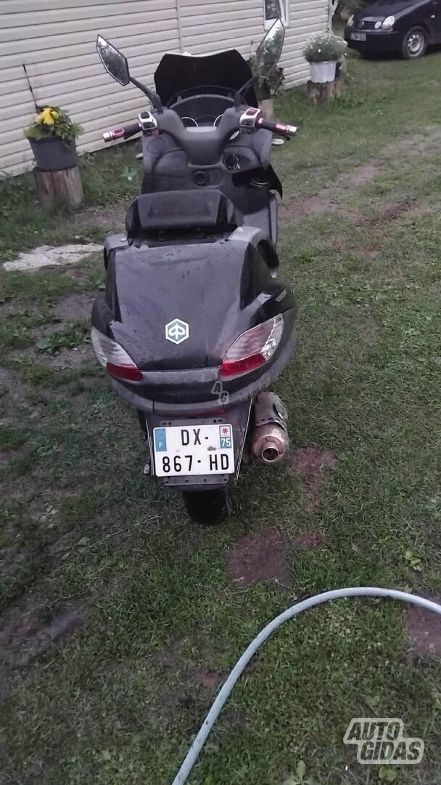 Piaggio MP3 2010 in Varena, with an engine capacity of 0.13 L and mileage of 0 thousand km for 650 €, photo 6 on AUTOMOTO.COM.LV