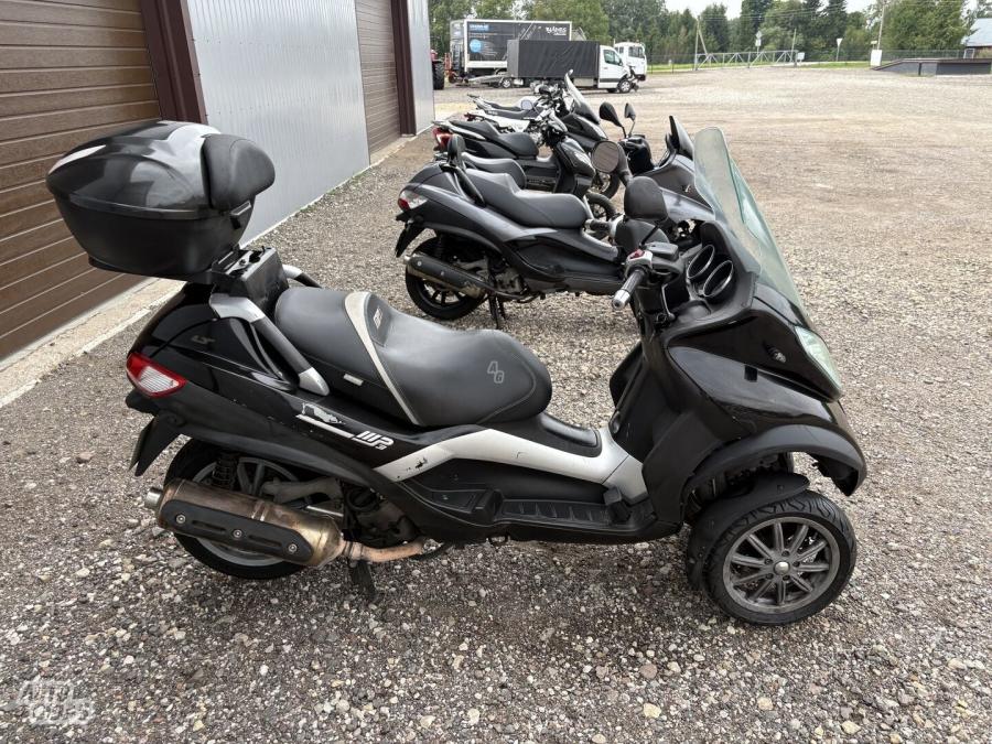 Piaggio MP3 2010 Kelmė, ar dzinēja tilpumu 0.40 L un nobraukumu 37 tūkst. km par 1030 €, foto 3 vietnē AUTOMOTO.COM.LV