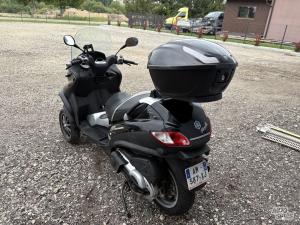 Piaggio MP3 2010 Kelmė, ar dzinēja tilpumu 0.40 L un nobraukumu 37 tūkst. km par 1030 €, foto 5 vietnē AUTOMOTO.COM.LV