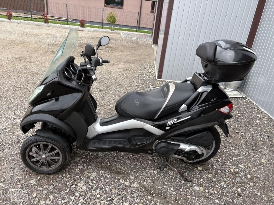 Piaggio MP3 2010 Kelmė, ar dzinēja tilpumu 0.40 L un nobraukumu 37 tūkst. km par 1030 €, foto 6 vietnē AUTOMOTO.COM.LV