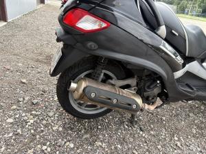 Piaggio MP3 2010 Kelmė, ar dzinēja tilpumu 0.40 L un nobraukumu 37 tūkst. km par 1030 €, foto 11 vietnē AUTOMOTO.COM.LV