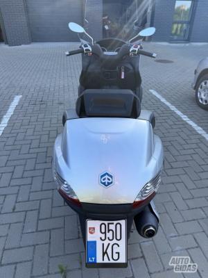 Piaggio MP3 2011 в Паневежис, объемом двигателя 0.13 л и пробегом 9 тыс. км за 1250 €, фото 3 на AUTOMOTO.COM.LV