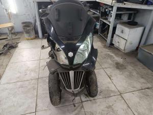 Piaggio MP3 2011 in Vilnius, with an engine capacity of 0.40 L and mileage of 0 thousand km for 500 €, photo 4 on AUTOMOTO.COM.LV