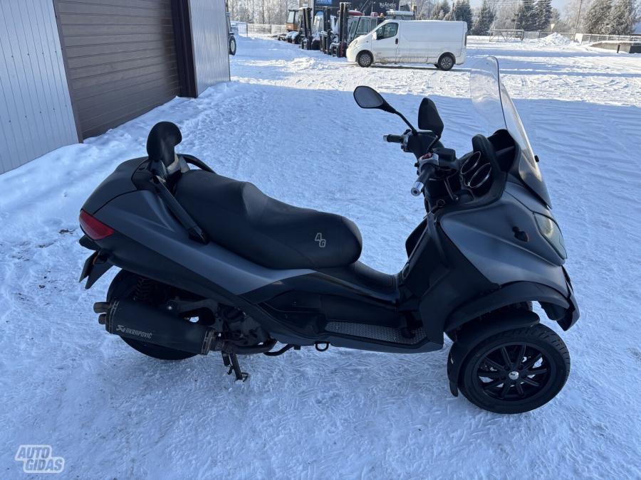 Piaggio MP3 2012 Kelmė, ar dzinēja tilpumu 0.50 L un nobraukumu 75 tūkst. km par 1130 €, foto 2 vietnē AUTOMOTO.COM.LV