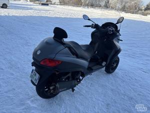 Piaggio MP3 2012 Kelmė, ar dzinēja tilpumu 0.50 L un nobraukumu 75 tūkst. km par 1130 €, foto 3 vietnē AUTOMOTO.COM.LV