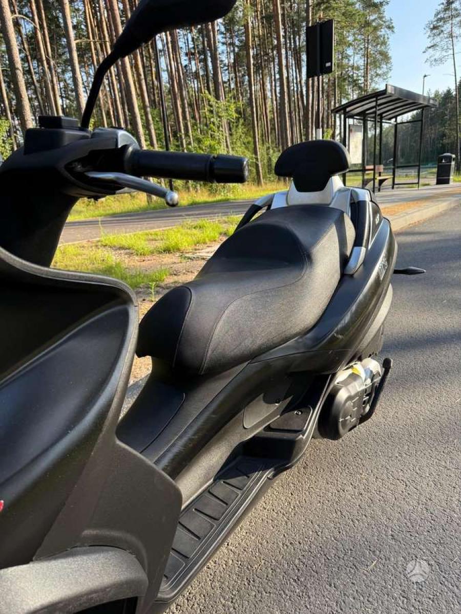 Piaggio MP3 2013 in Vilnius, with an engine capacity of 0.50 L and mileage of 41 thousand km for 2450 €, photo 9 on AUTOMOTO.COM.LV