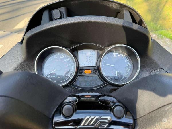 Piaggio MP3 2013 в Вильнюс, объемом двигателя 0.50 л и пробегом 41 тыс. км за 2450 €, фото 11 на AUTOMOTO.COM.LV