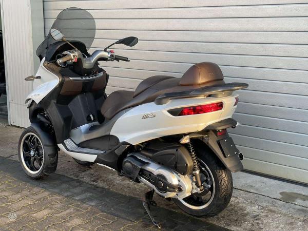 Piaggio MP3 2014 in Vilkaviskis, with an engine capacity of 0.50 L and mileage of 29 thousand km for 1700 €, photo 3 on AUTOMOTO.COM.LV