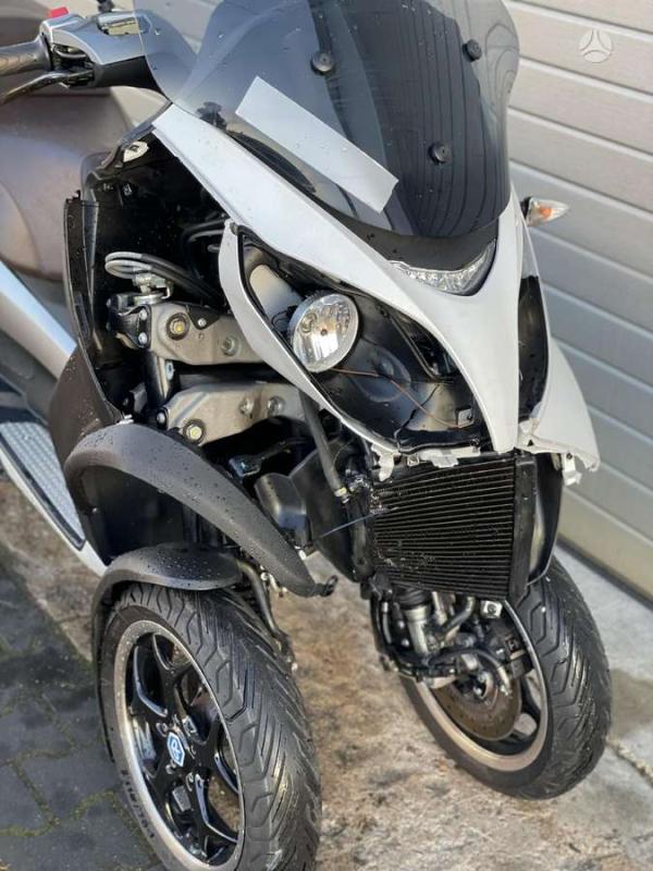 Piaggio MP3 2014 in Vilkaviskis, with an engine capacity of 0.50 L and mileage of 29 thousand km for 1700 €, photo 7 on AUTOMOTO.COM.LV