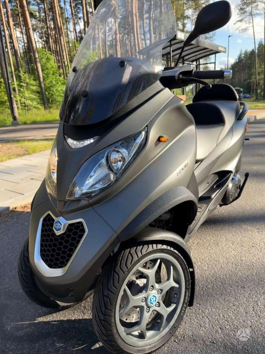 Piaggio MP3 2014 Viļņa, ar dzinēja tilpumu 0.50 L un nobraukumu 41 tūkst. km par 3700 €, foto 1 vietnē AUTOMOTO.COM.LV