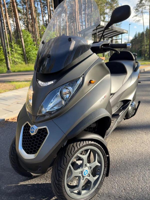 Piaggio MP3 2014 в Вильнюс, объемом двигателя 0.80 л и пробегом 41 тыс. км за 3750 €, фото 1 на AUTOMOTO.COM.LV