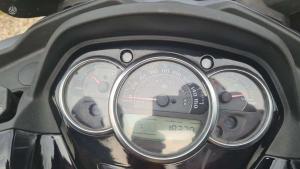 Piaggio MP3 2014 Tauragė, ar dzinēja tilpumu 0.30 L un nobraukumu 18 tūkst. km par 2200 €, foto 6 vietnē AUTOMOTO.COM.LV