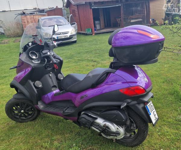 Piaggio MP3 2014 Panevēža, ar dzinēja tilpumu 0.50 L un nobraukumu 27 tūkst. km par 3000 €, foto 3 vietnē AUTOMOTO.COM.LV