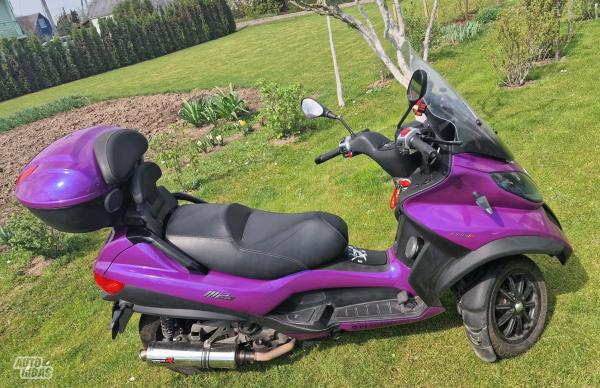 Piaggio MP3 2014 Panevēža, ar dzinēja tilpumu 0.50 L un nobraukumu 27 tūkst. km par 3000 €, foto 5 vietnē AUTOMOTO.COM.LV