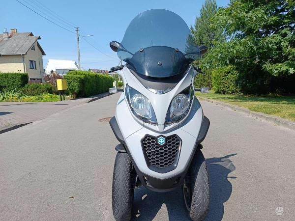 Piaggio MP3 2015 in Vilnius, with an engine capacity of 0.50 L and mileage of 15 thousand km for 3600 €, photo 5 on AUTOMOTO.COM.LV