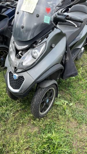 Piaggio MP3 2015 в Вильнюс, объемом двигателя 0.80 л и пробегом 40 тыс. км за 100 €, фото 6 на AUTOMOTO.COM.LV