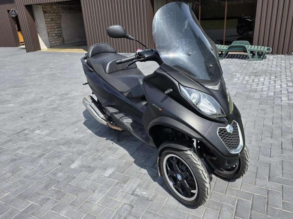 Piaggio MP3 2015 in Kaunas, with an engine capacity of 0.49 L and mileage of 33 thousand km for 3100 €, photo 1 on AUTOMOTO.COM.LV