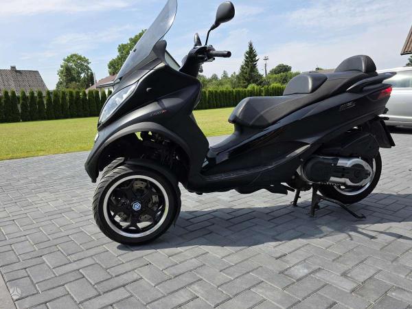 Piaggio MP3 2015 in Kaunas, with an engine capacity of 0.49 L and mileage of 33 thousand km for 3100 €, photo 2 on AUTOMOTO.COM.LV